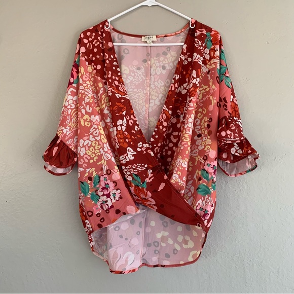 Umgee | Tops | Nwot Womens Red Pink Umgee Low Cut Half Sleeve Floral ...